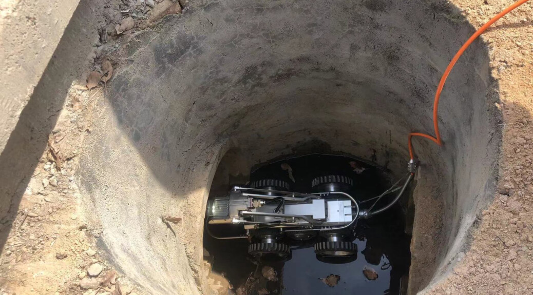 Sewerage inspection robot camera for Underground pipe network